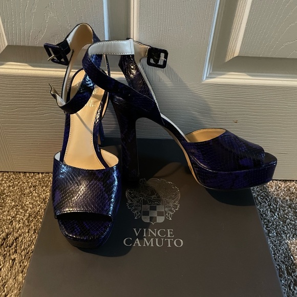 Vince Camuto | Shoes | Vince Camuto Kortina Dark Midnight And Purple Retro Python Platform ...
